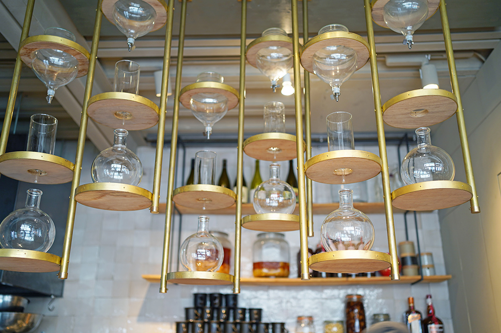 neel 神宮前 | DEN PLUS EGG / デン・プラスエッグ